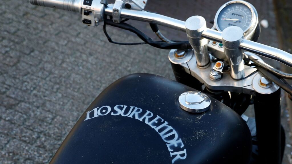 Rechter doet uitspraak over 'bad standing' binnen toenmalige motorclub ...