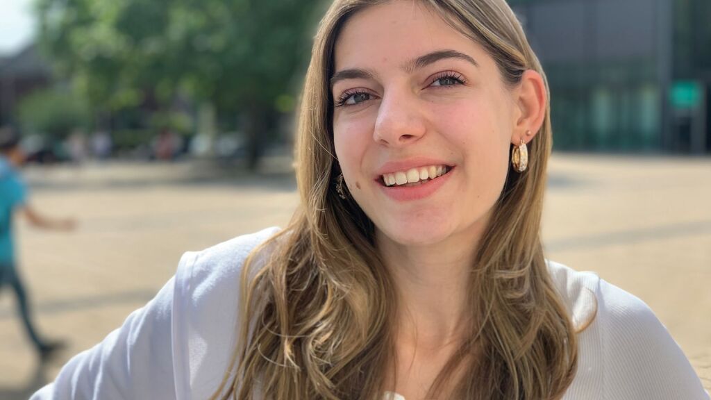 "Alles gaat aan onze neus voorbij", Madelief (19) op jacht naar kamer ...