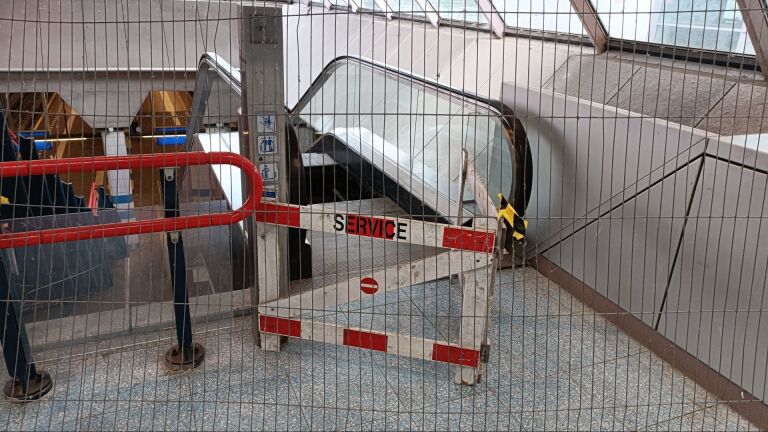 Pislucht, ongure types en langdurig kapotte roltrappen: welkom op ...