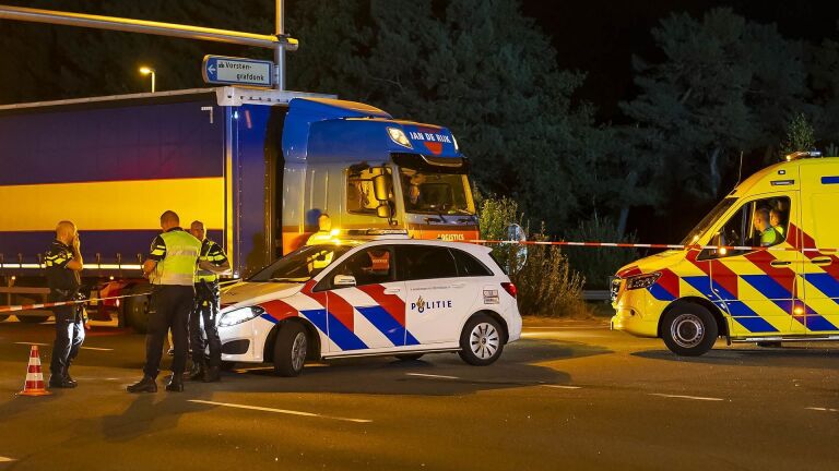 Vrouw (22) overleden bij botsing in Oss, twee mensen raken gewond