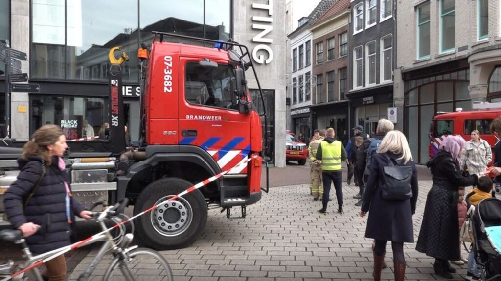 Stroomstoring strop voor winkeliers en shoppers: 'Supervervelend, dit'