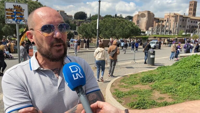 500 Feyenoord-supporters in Rome: 'Je merkt dat de sfeer grimmig is'